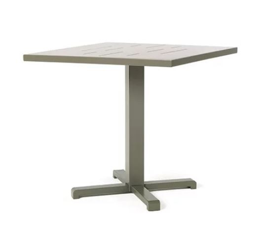 Infinity | Square dining table | Ethimo